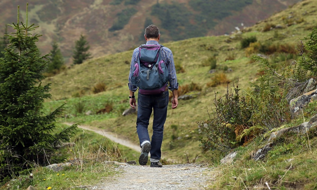 Backpacking and Hiking Trail Etiquette for Smokers - The Backpacking Site